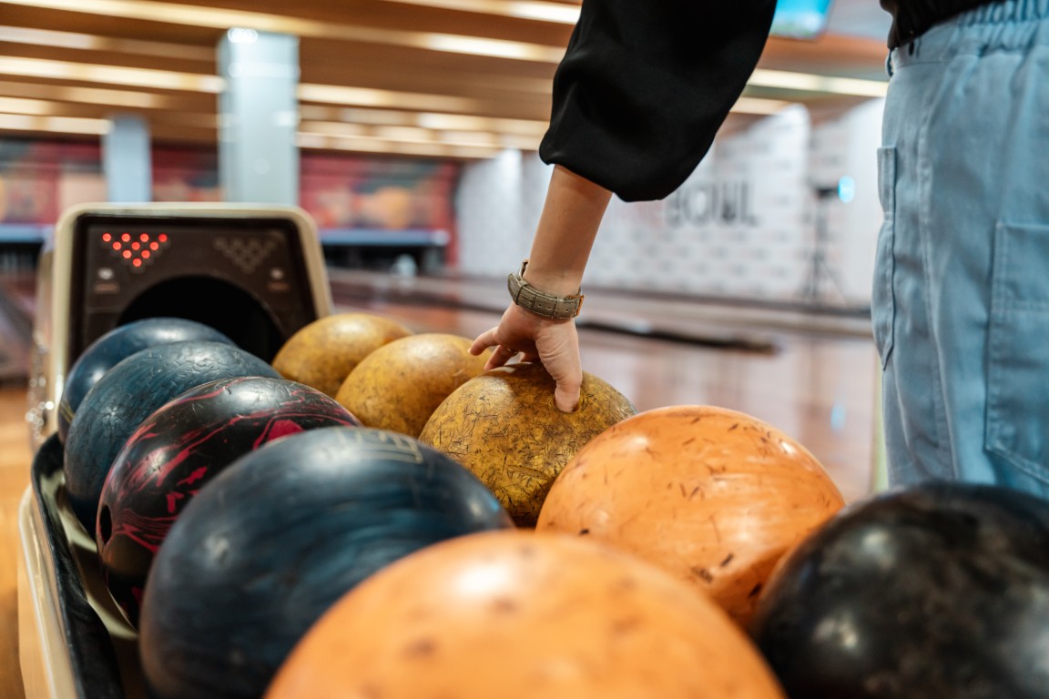 Strike Science: How Physics Is Changing the Game of Bowling - Regulosity®
